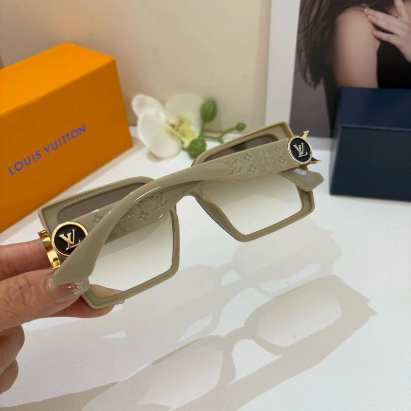 Top match Louis Vuitton Sunglasses
