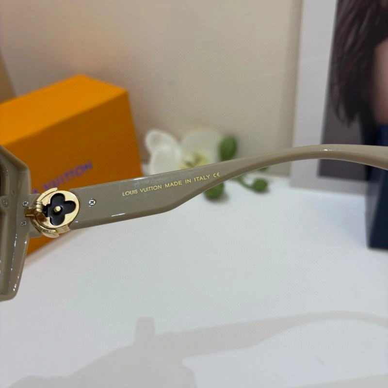 Top match Louis Vuitton Sunglasses