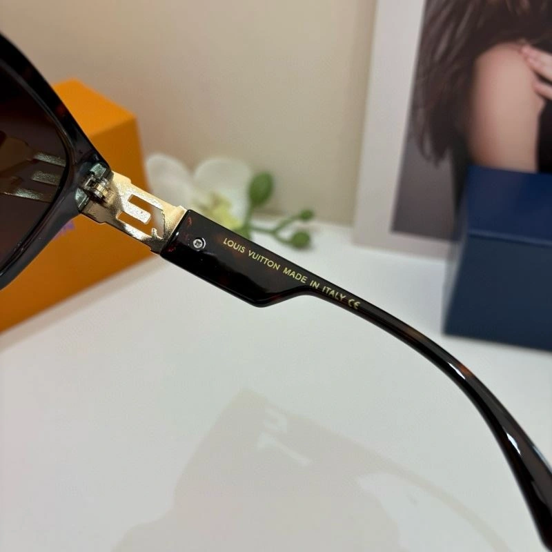 Perfect replica Louis Vuitton Sunglasses