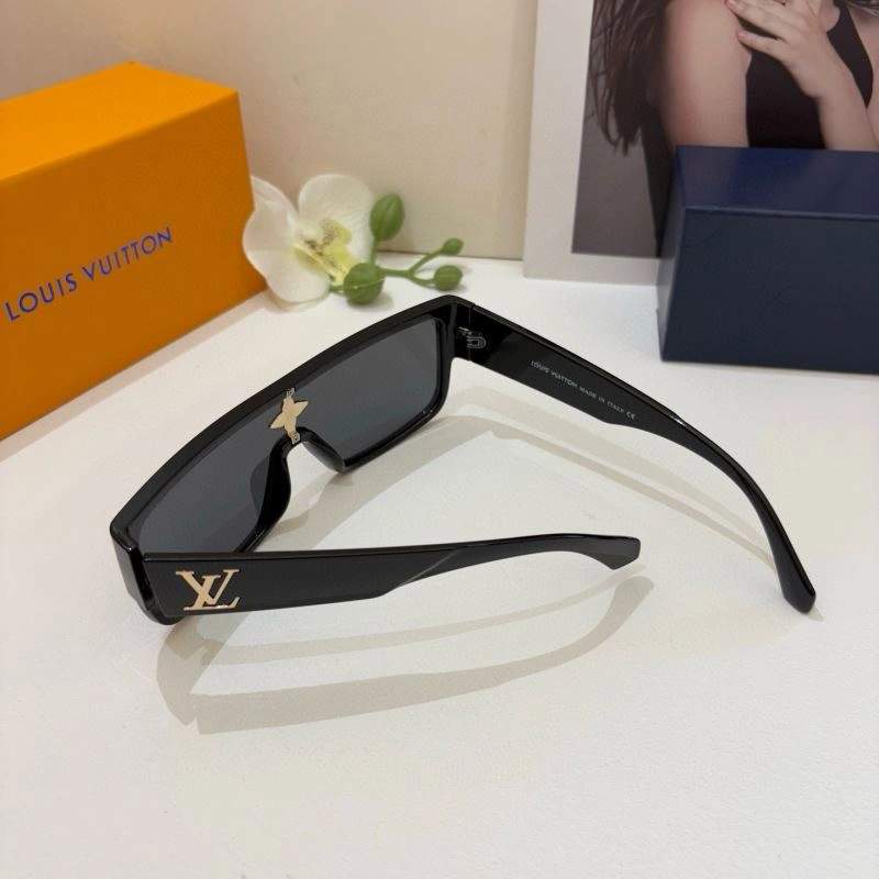 Top mirror Louis Vuitton Sunglasses