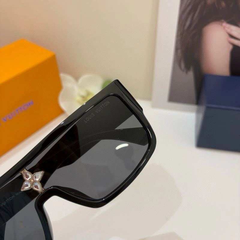 Top mirror Louis Vuitton Sunglasses