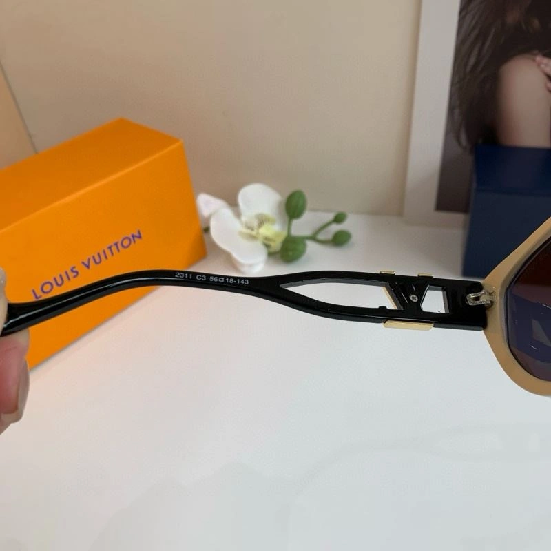 Top mirror Louis Vuitton Sunglasses