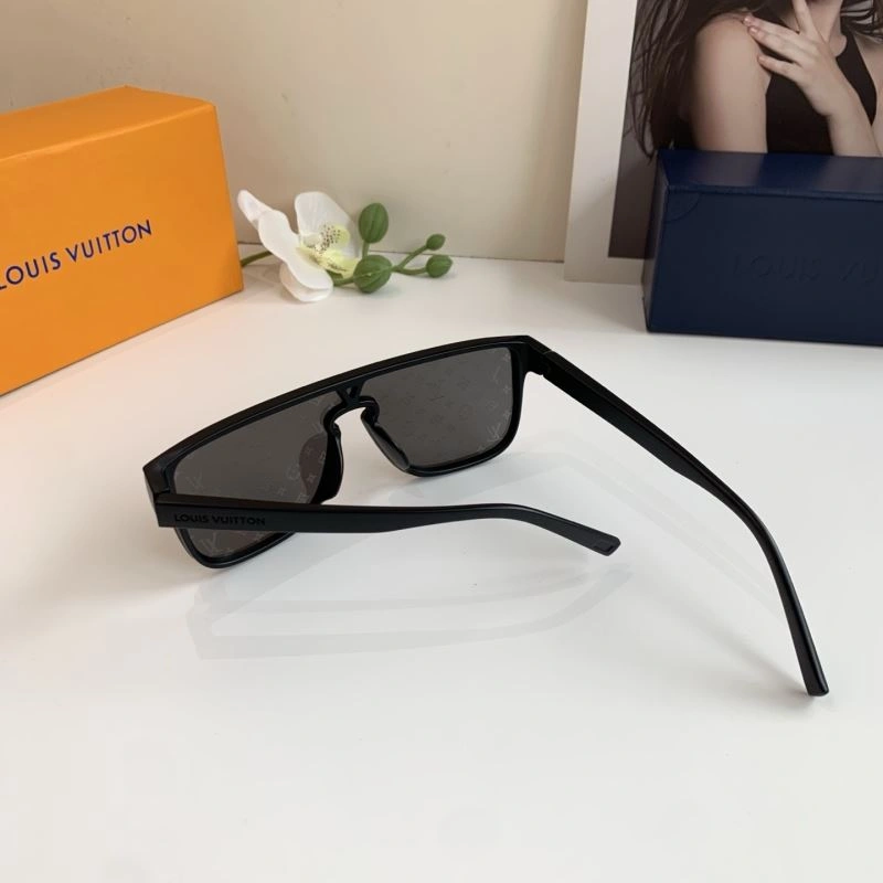 Mirror quality Louis Vuitton Sunglasses