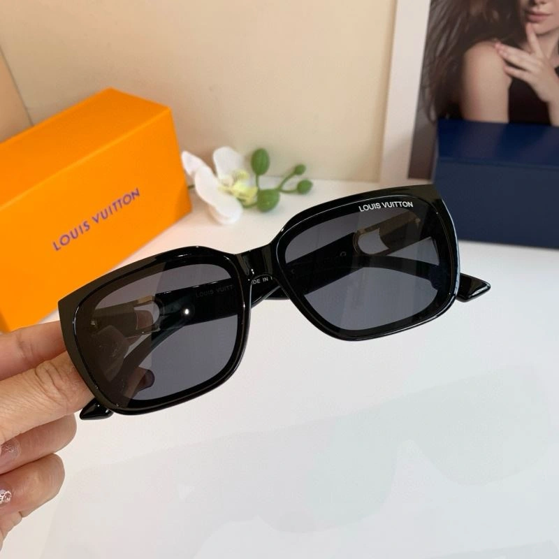 Mirror quality Louis Vuitton Sunglasses