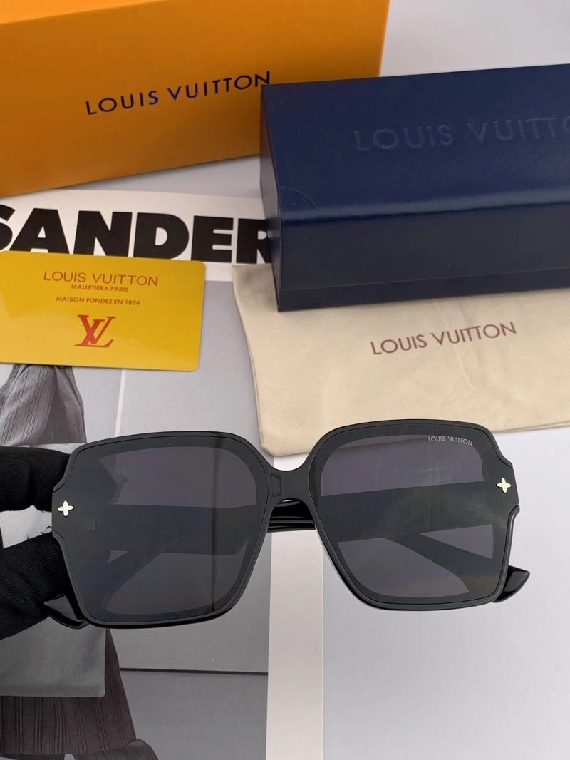 Precise copy Louis Vuitton Sunglasses