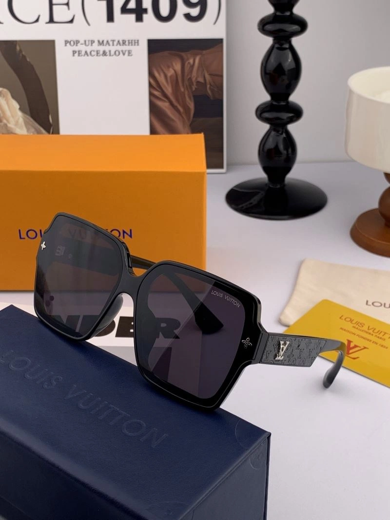 Precise copy Louis Vuitton Sunglasses