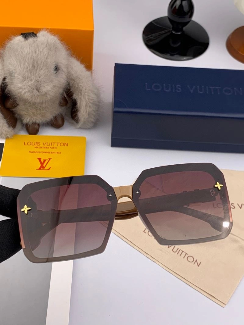 Exact replica Louis Vuitton Sunglasses