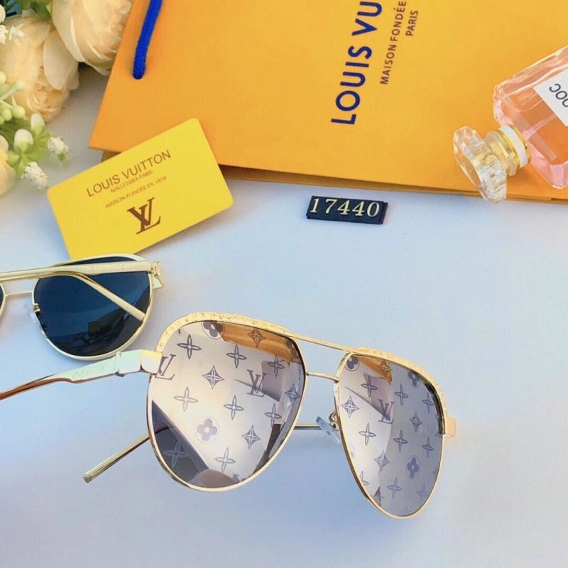 Top mirror Louis Vuitton Sunglasses