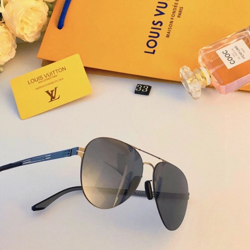 Accurate model Louis Vuitton Sunglasses