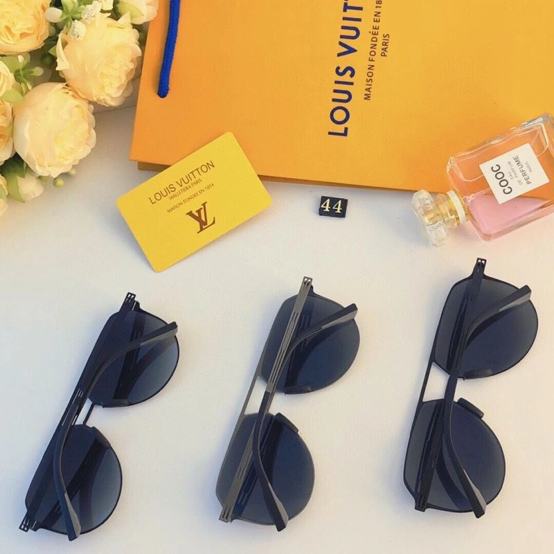 Mirror quality Louis Vuitton Sunglasses