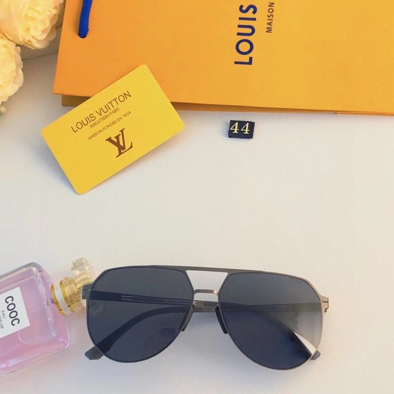 Mirror quality Louis Vuitton Sunglasses