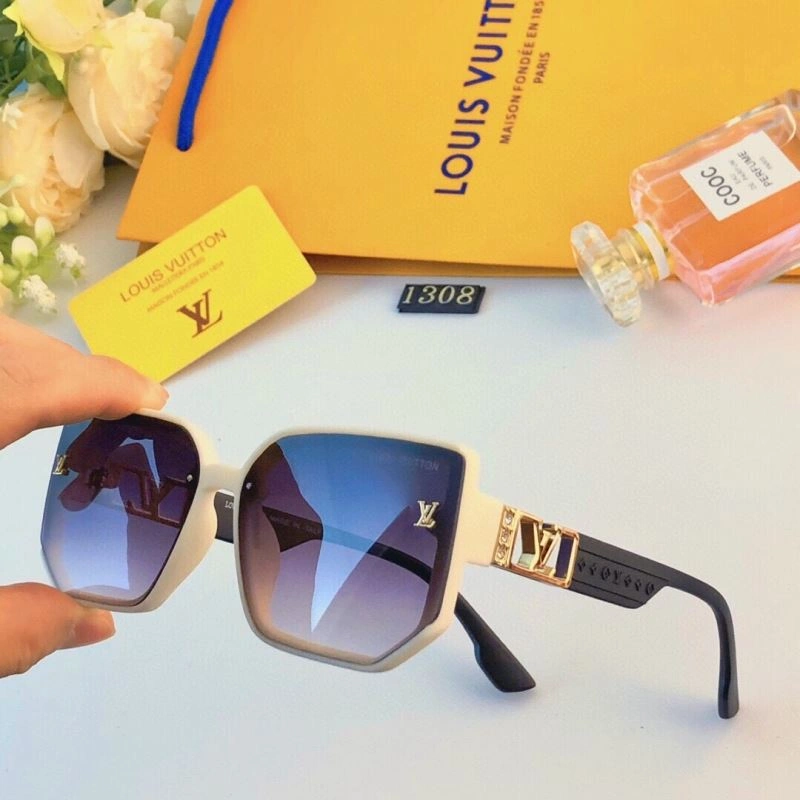Exact replica Louis Vuitton Sunglasses