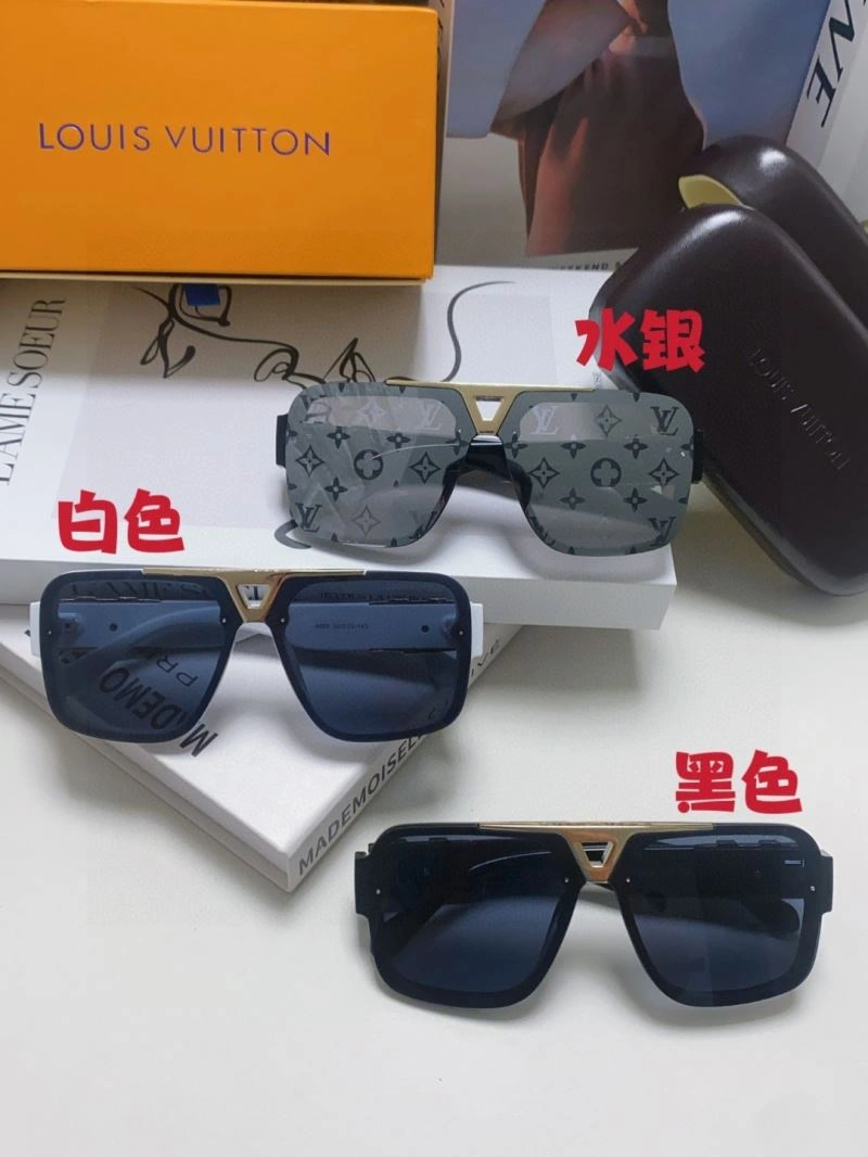 Accurate model Louis Vuitton Sunglasses