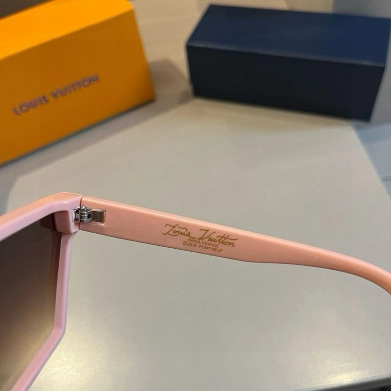 High fidelity Louis Vuitton Sunglasses