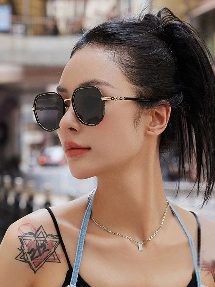 Brand-authenticated Louis Vuitton Sunglasses