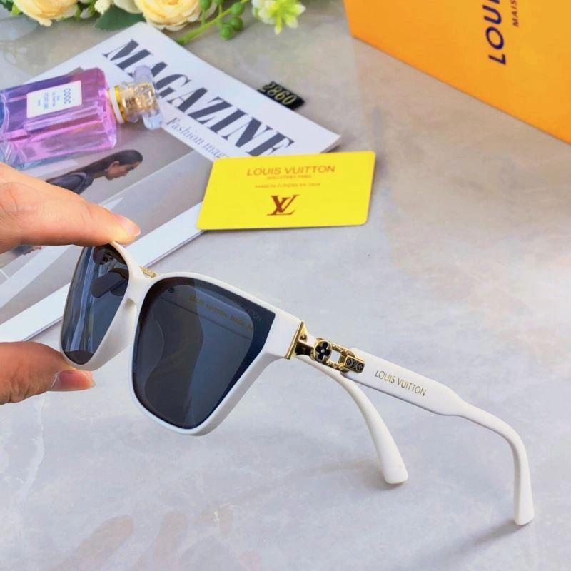 Exact replica Louis Vuitton Sunglasses