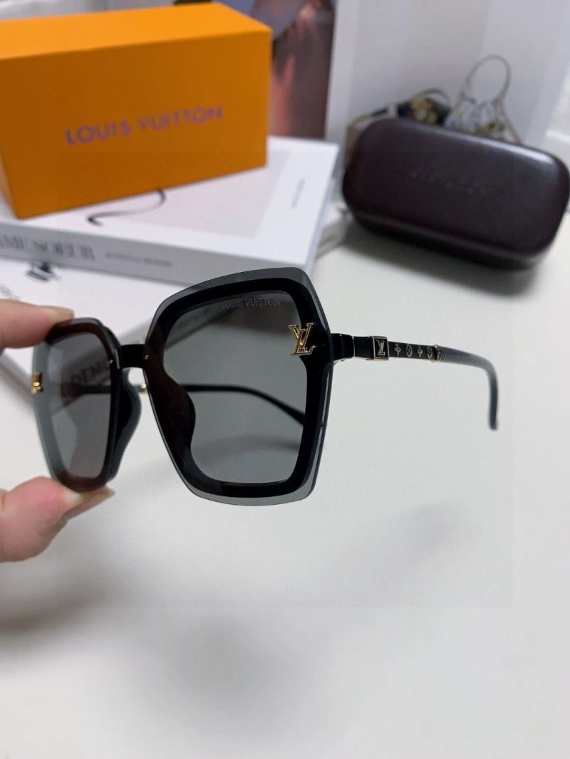 Precise copy Louis Vuitton Sunglasses
