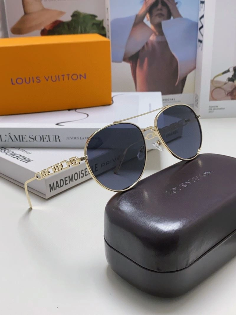 Exact replica Louis Vuitton Sunglasses
