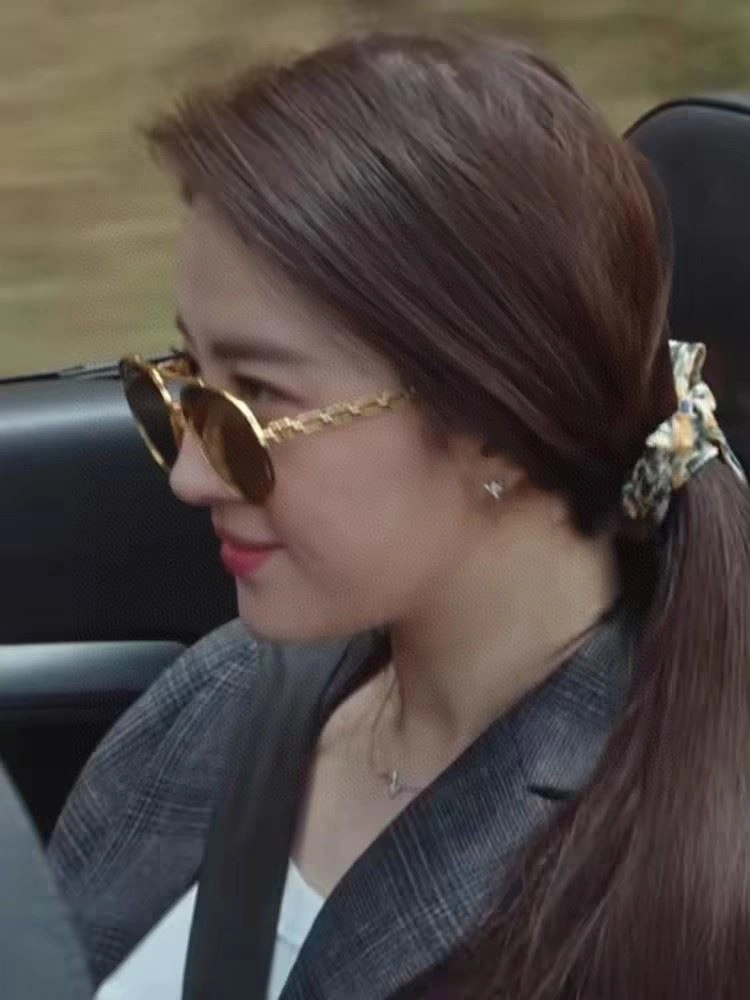 Exact replica Louis Vuitton Sunglasses