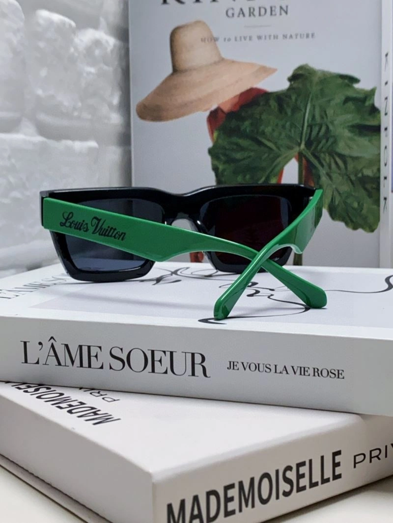 Low-cost Louis Vuitton Sunglasses