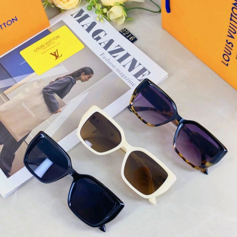 Accurate model Louis Vuitton Sunglasses