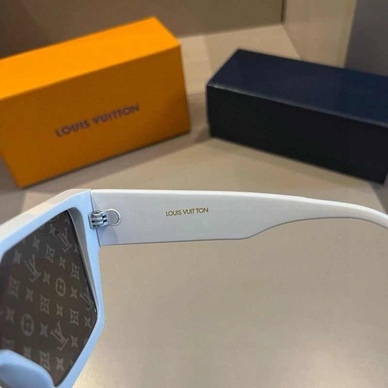 Bargain Louis Vuitton Sunglasses