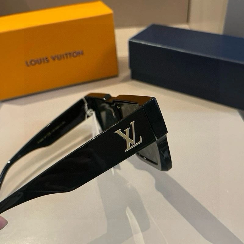 Brand-authenticated Louis Vuitton Sunglasses