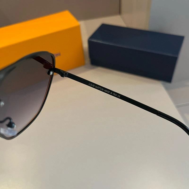 Mirror quality Louis Vuitton Sunglasses