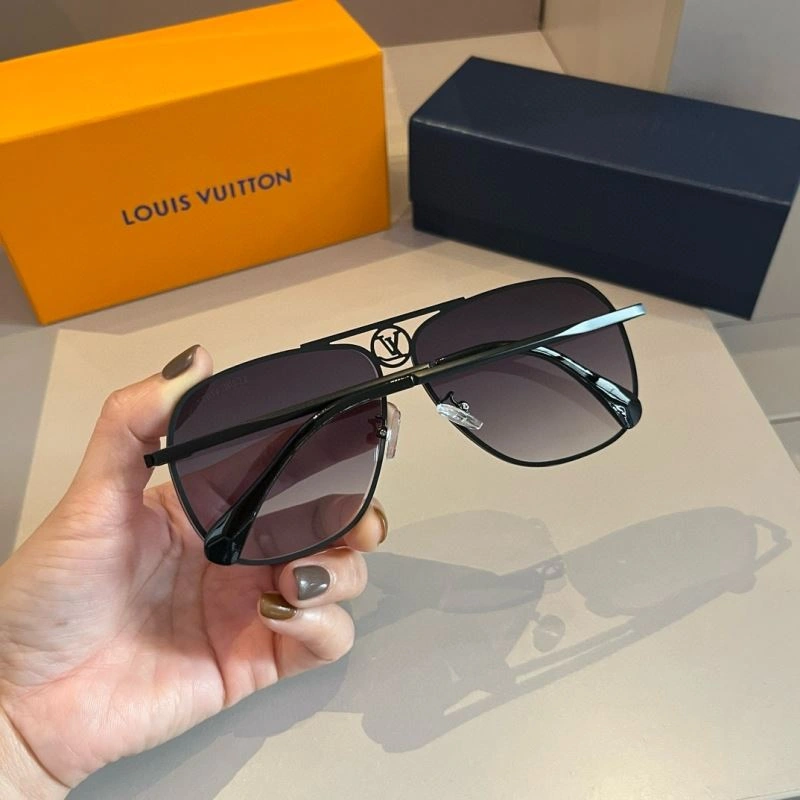 Mirror quality Louis Vuitton Sunglasses