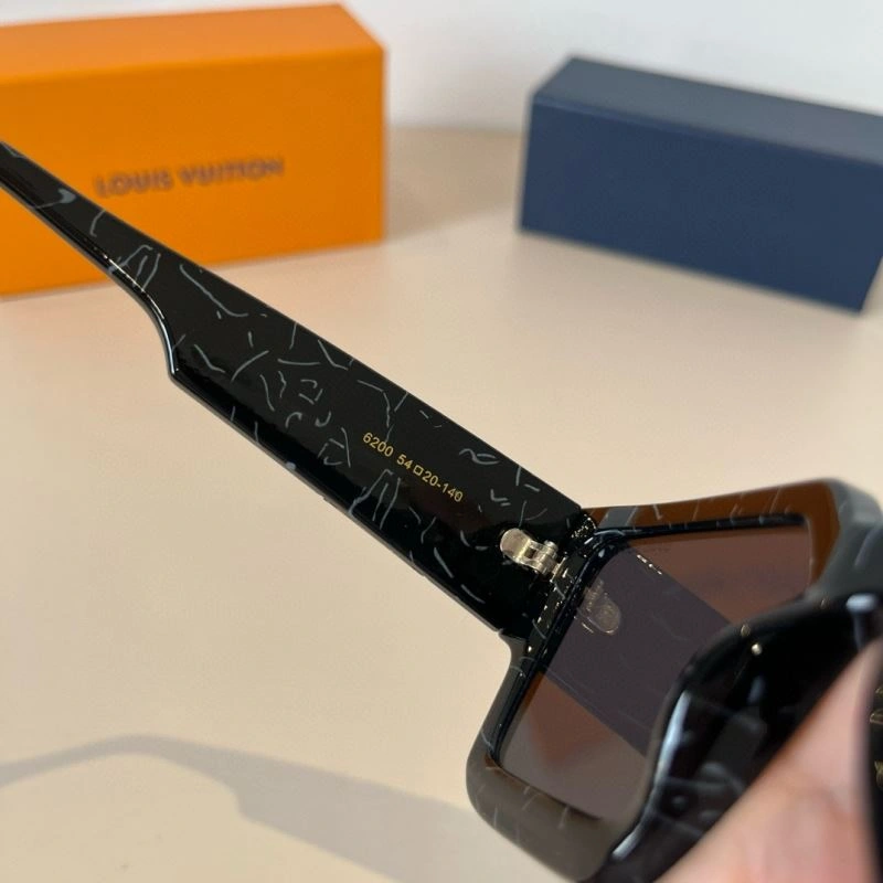 Reasonably priced Louis Vuitton Sunglasses