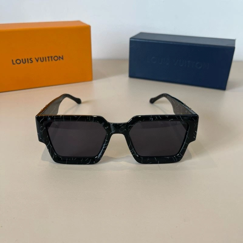 Reasonably priced Louis Vuitton Sunglasses