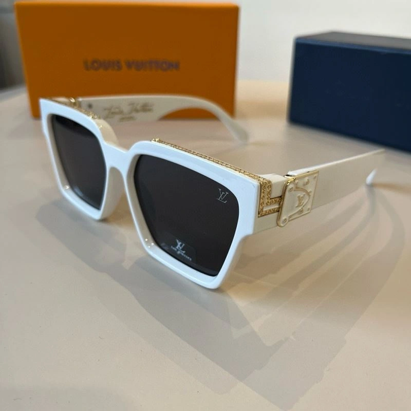 Low-cost Louis Vuitton Sunglasses