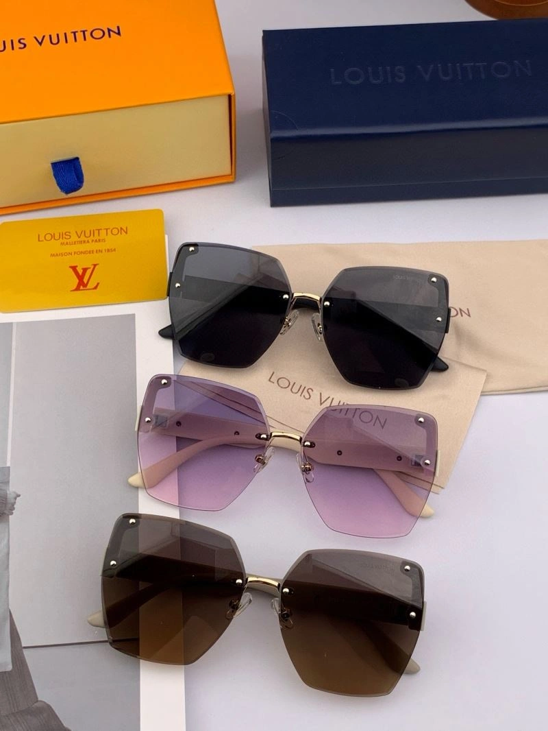 Exact replica Louis Vuitton Sunglasses