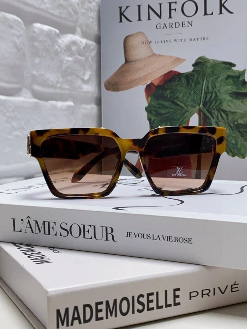 Brand-authenticated Louis Vuitton Sunglasses