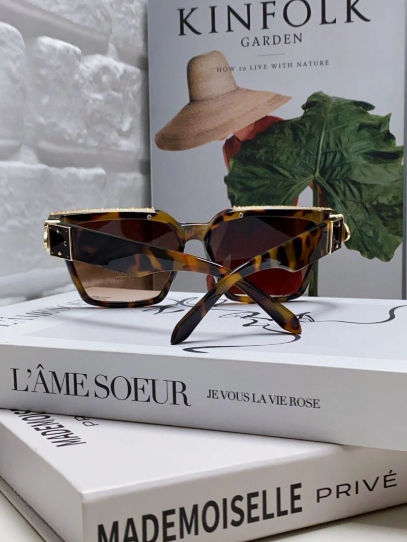 Brand-authenticated Louis Vuitton Sunglasses