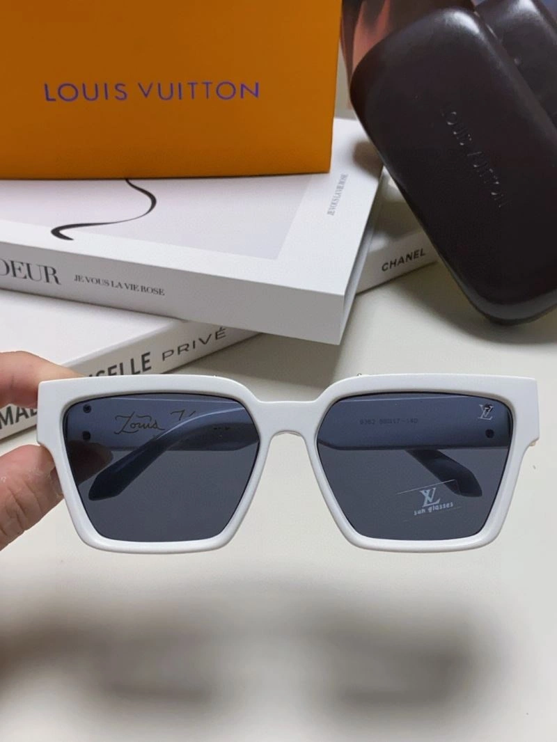 Precise copy Louis Vuitton Sunglasses