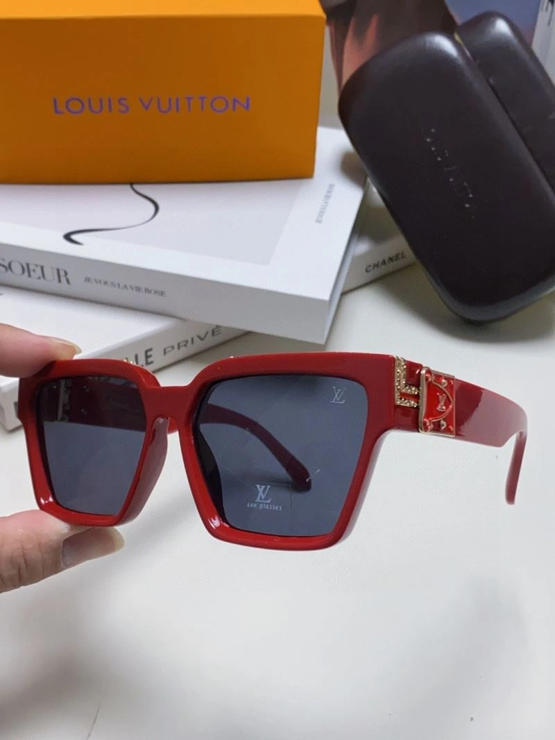 Mirror quality Louis Vuitton Sunglasses