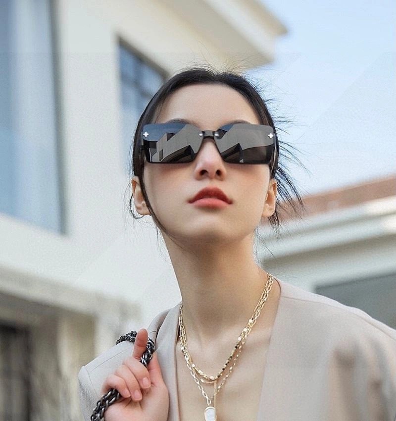 Brand-authenticated Louis Vuitton Sunglasses