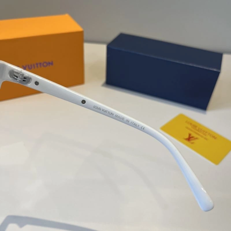Reasonably priced Louis Vuitton Sunglasses