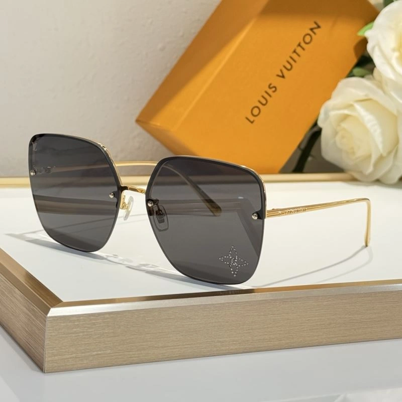 Exact replica Louis Vuitton Sunglasses