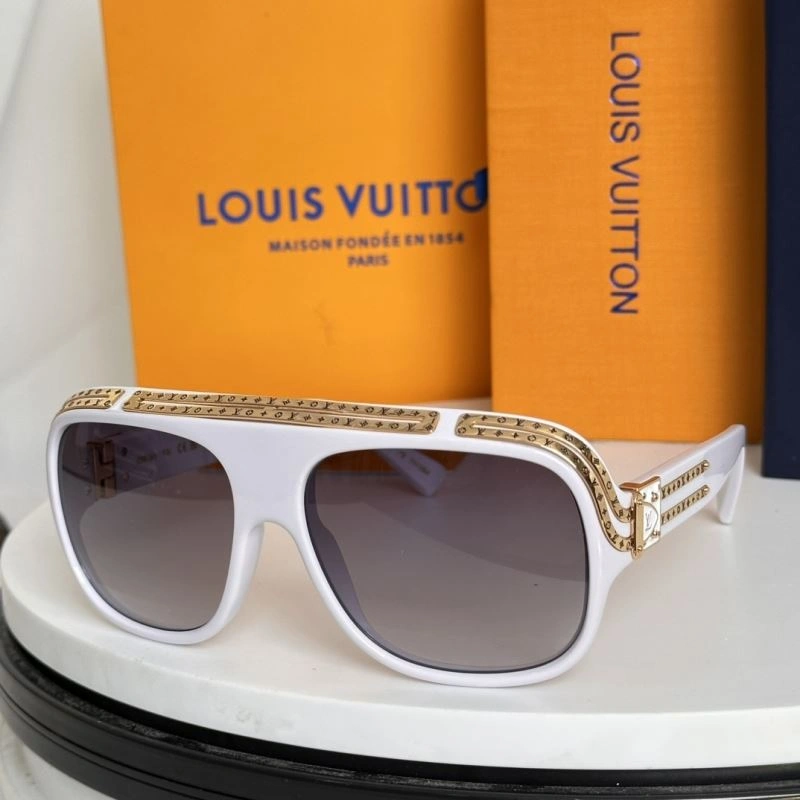 Mirror quality Louis Vuitton Sunglasses