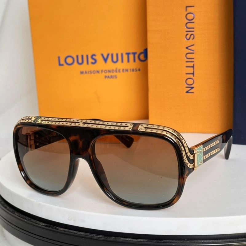 Mirror quality Louis Vuitton Sunglasses