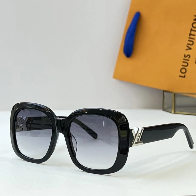 Exact replica Louis Vuitton Sunglasses