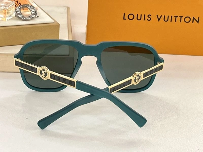 Exact replica Louis Vuitton Sunglasses