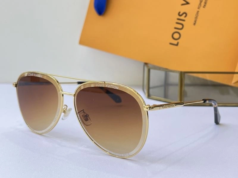 Accurate model Louis Vuitton Sunglasses