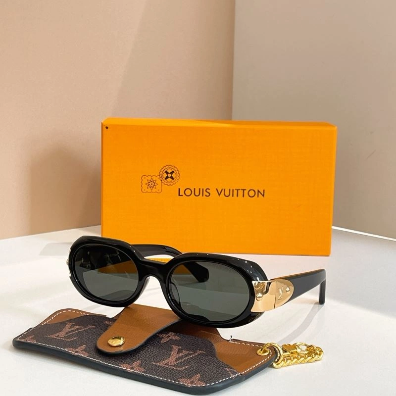 Accurate model Louis Vuitton Sunglasses