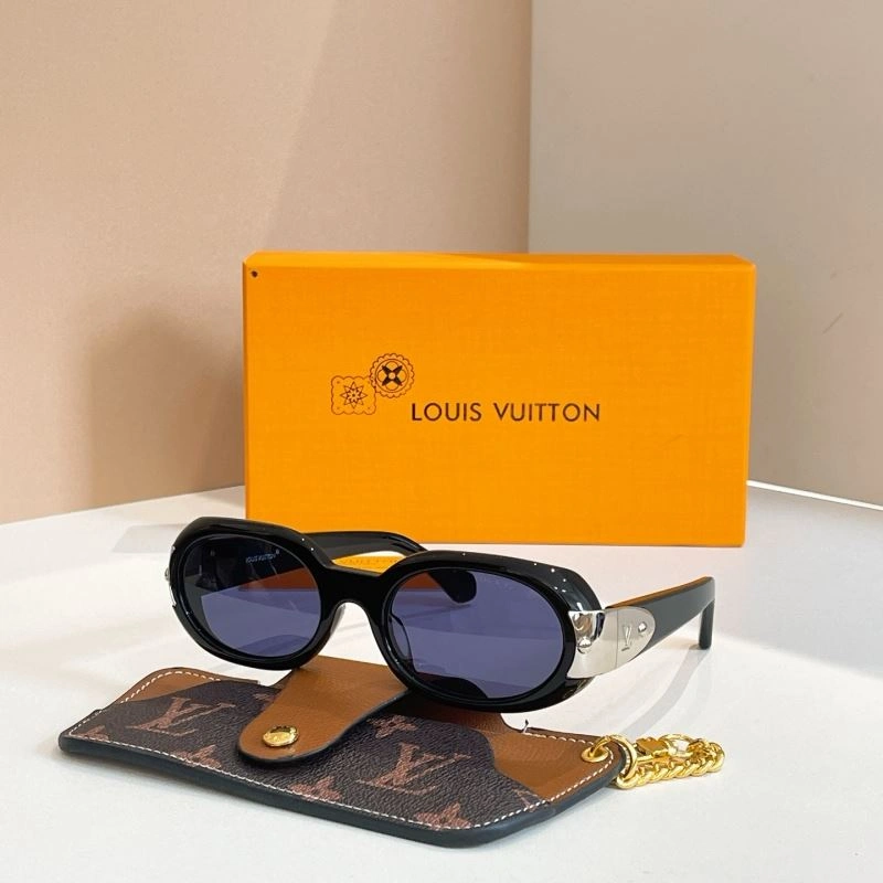 Accurate model Louis Vuitton Sunglasses
