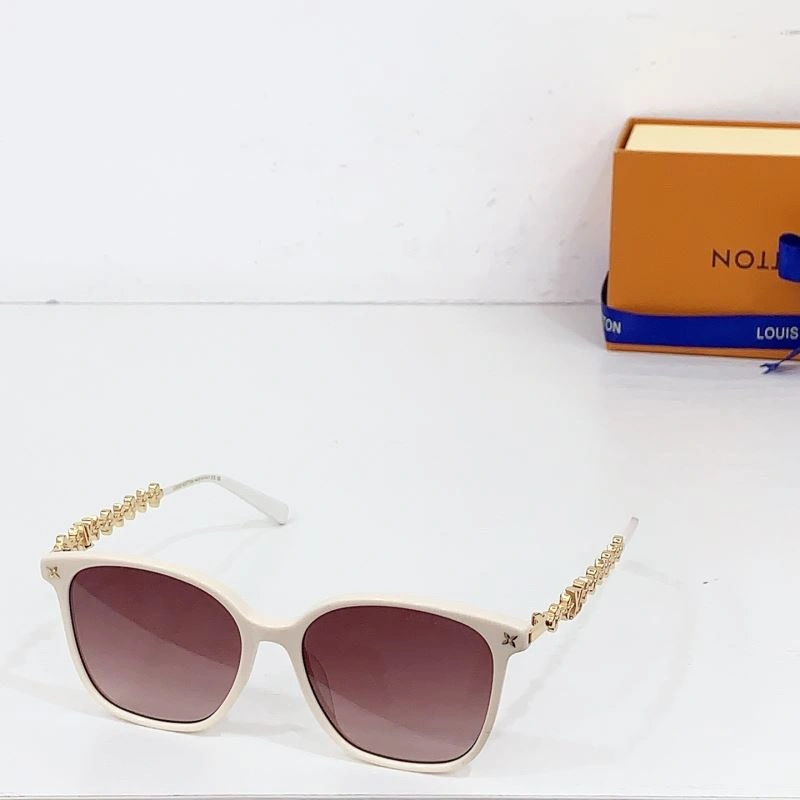 Exact replica Louis Vuitton Sunglasses