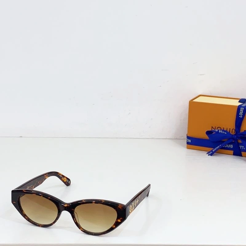Exact replica Louis Vuitton Sunglasses