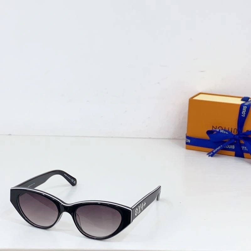 Exact replica Louis Vuitton Sunglasses